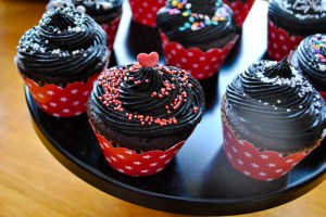 EXTREME CHOCOLATE CUPCAKES | Bewitching Kitchen