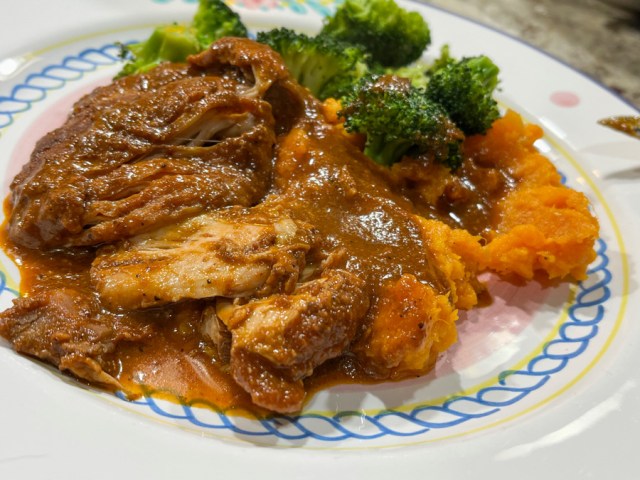 CHICKEN WITH PASILLA-PECAN SAUCE | Bewitching Kitchen