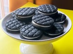 DRESSING UP THE OREO COOKIE | Bewitching Kitchen